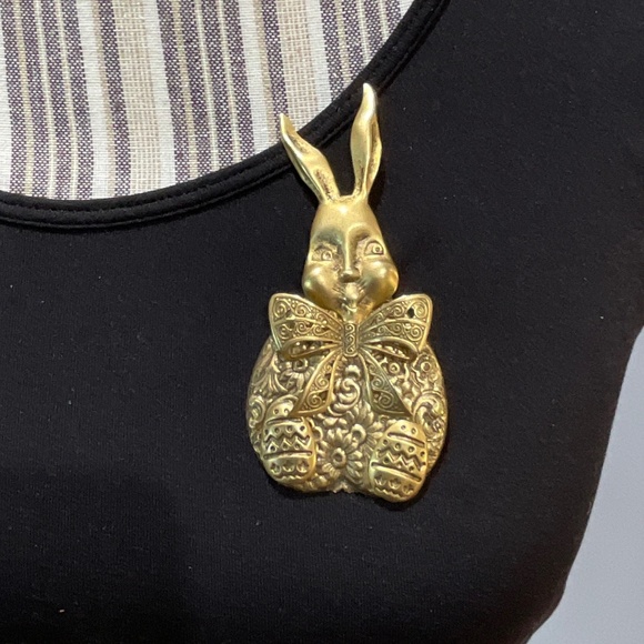 No Brand | Jewelry | Vintage Filigree Bunny With Big Bow And Easter ...